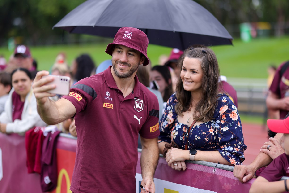 In pictures: Plenty of smiles at Maroons fan day | QRL