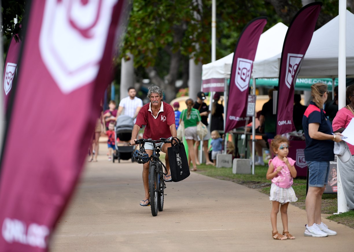 In pictures: Harvey Norman Queensland Maroons fan day | QRL