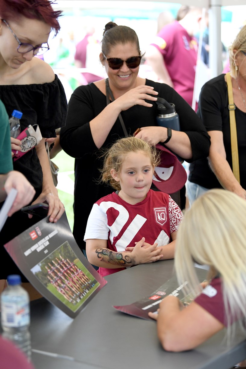 In pictures: Harvey Norman Queensland Maroons fan day | QRL