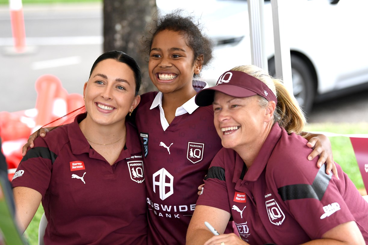 In pictures: Harvey Norman Queensland Maroons fan day | QRL