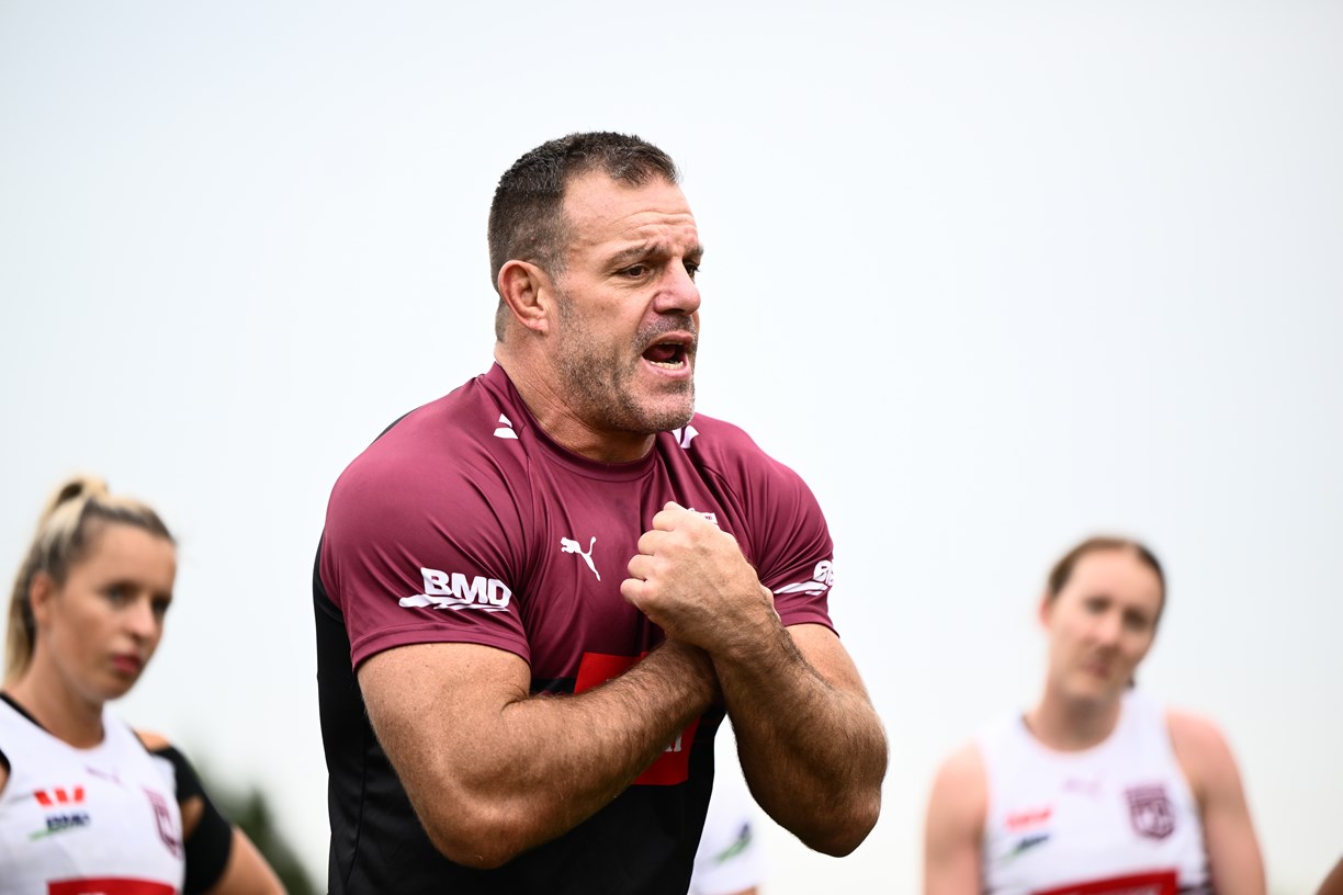 In pictures: Maroons return to paddock ahead of Game II | QRL