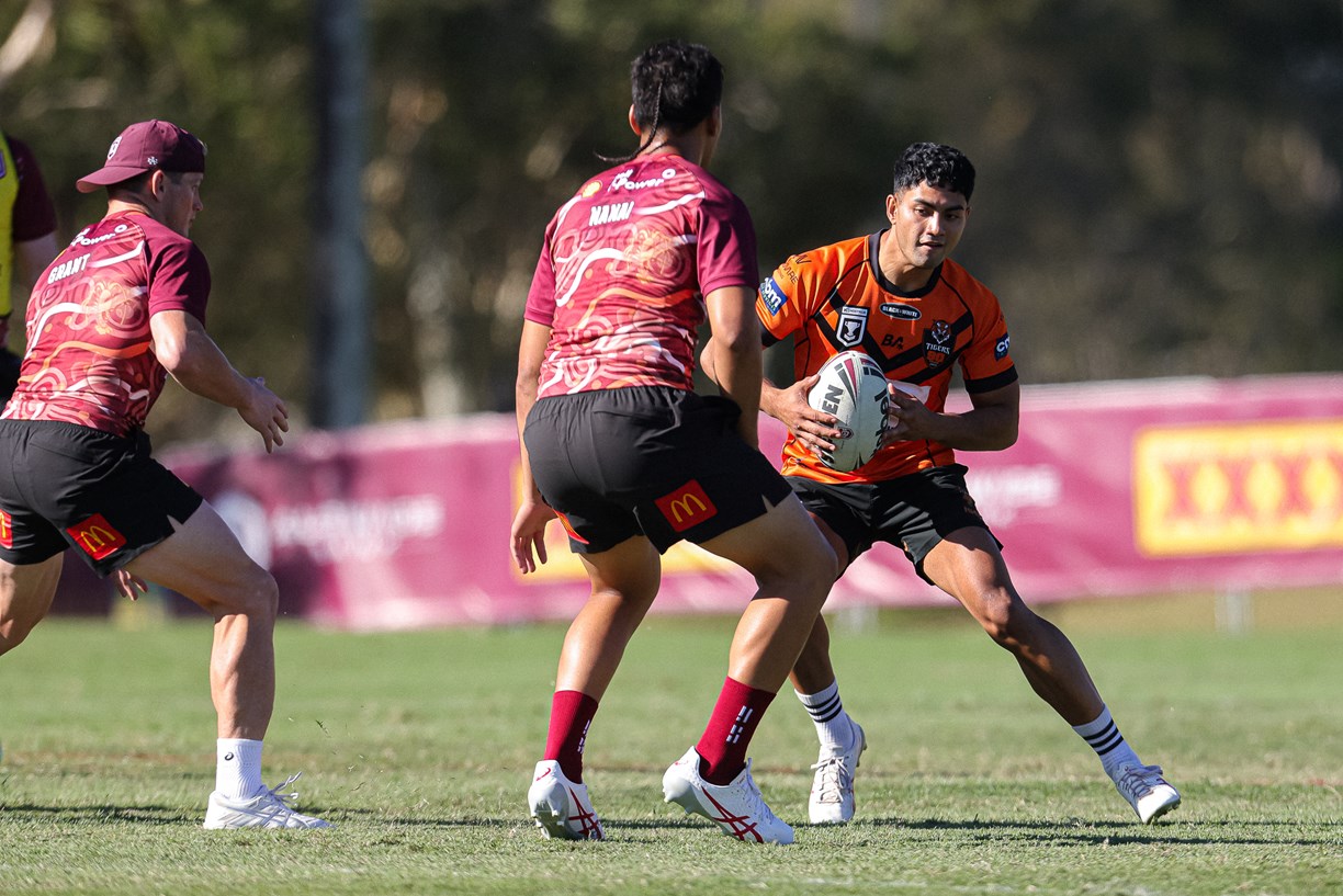 In pictures: Tigers help Maroons prepare for Game II | QRL