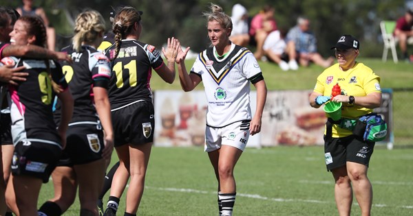 Fast five with Meg Ward and Natassja Purontakanen | QRL