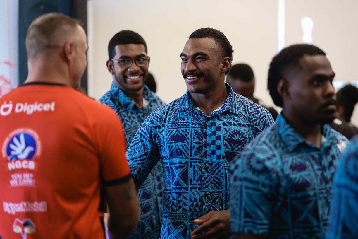 In pictures: Hunters and Silktails gather after rain stops Melanesian ...