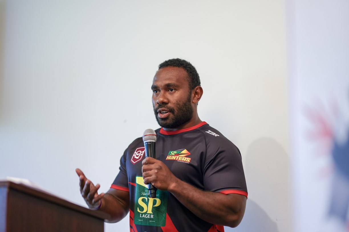 In pictures: Hunters and Silktails gather after rain stops Melanesian ...