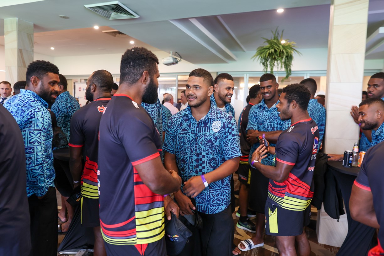 In pictures: Hunters and Silktails gather after rain stops Melanesian ...