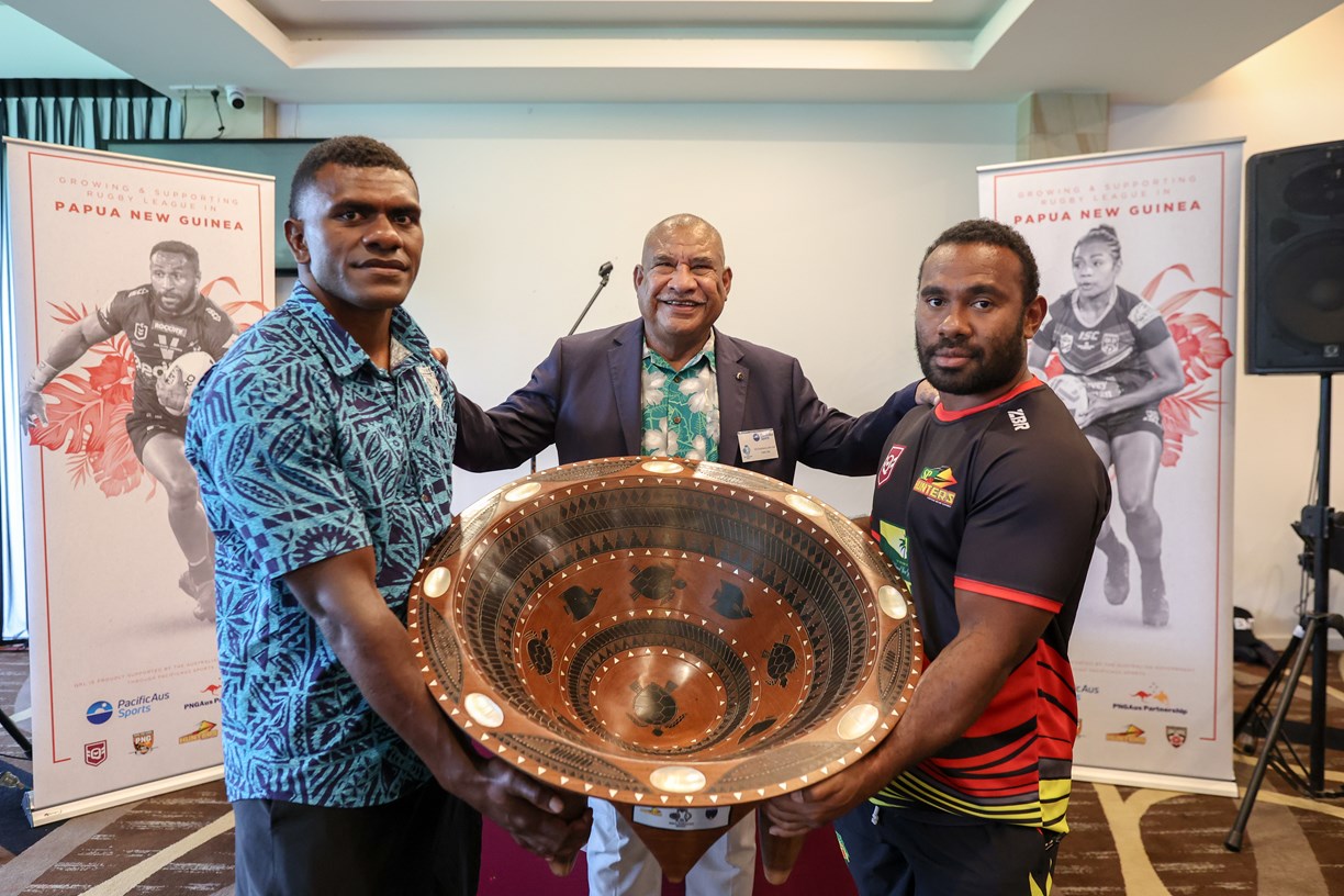 In pictures: Hunters and Silktails gather after rain stops Melanesian ...