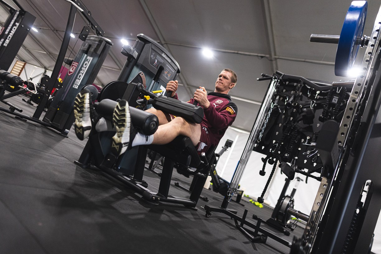In pictures: Maroons hit the gym ahead of Game II | QRL