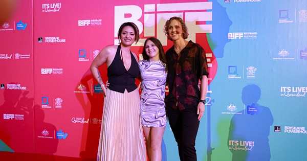 In pictures: World premiere of A League of Her Own | QRL