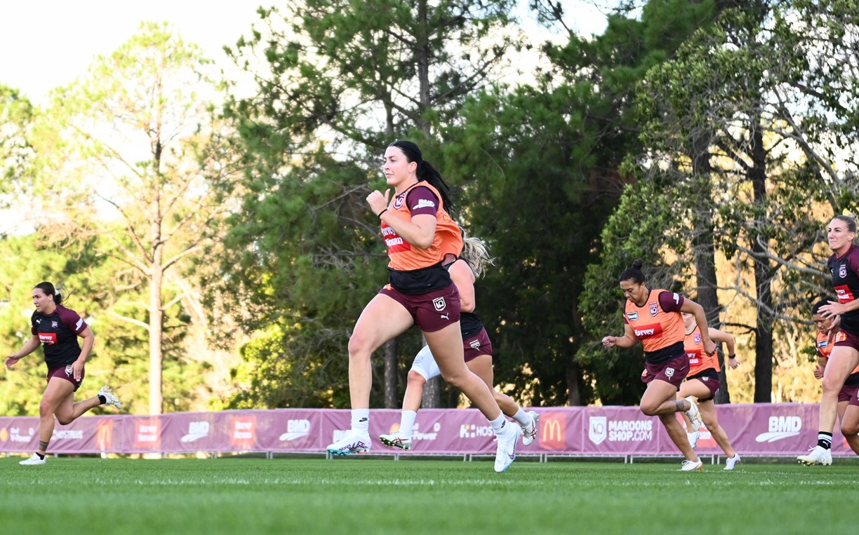 In pictures: Maroons rip in during first field session | QRL