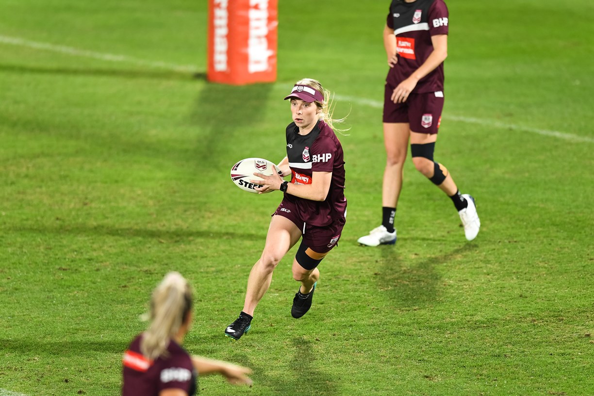 In pictures: preparations for game night | QRL