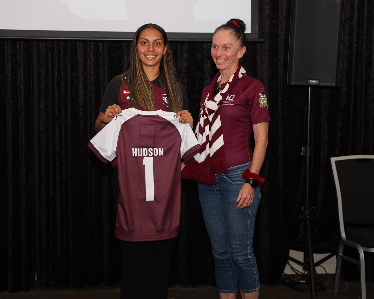 In pictures: Queensland Under 19 girls jersey presentation | QRL
