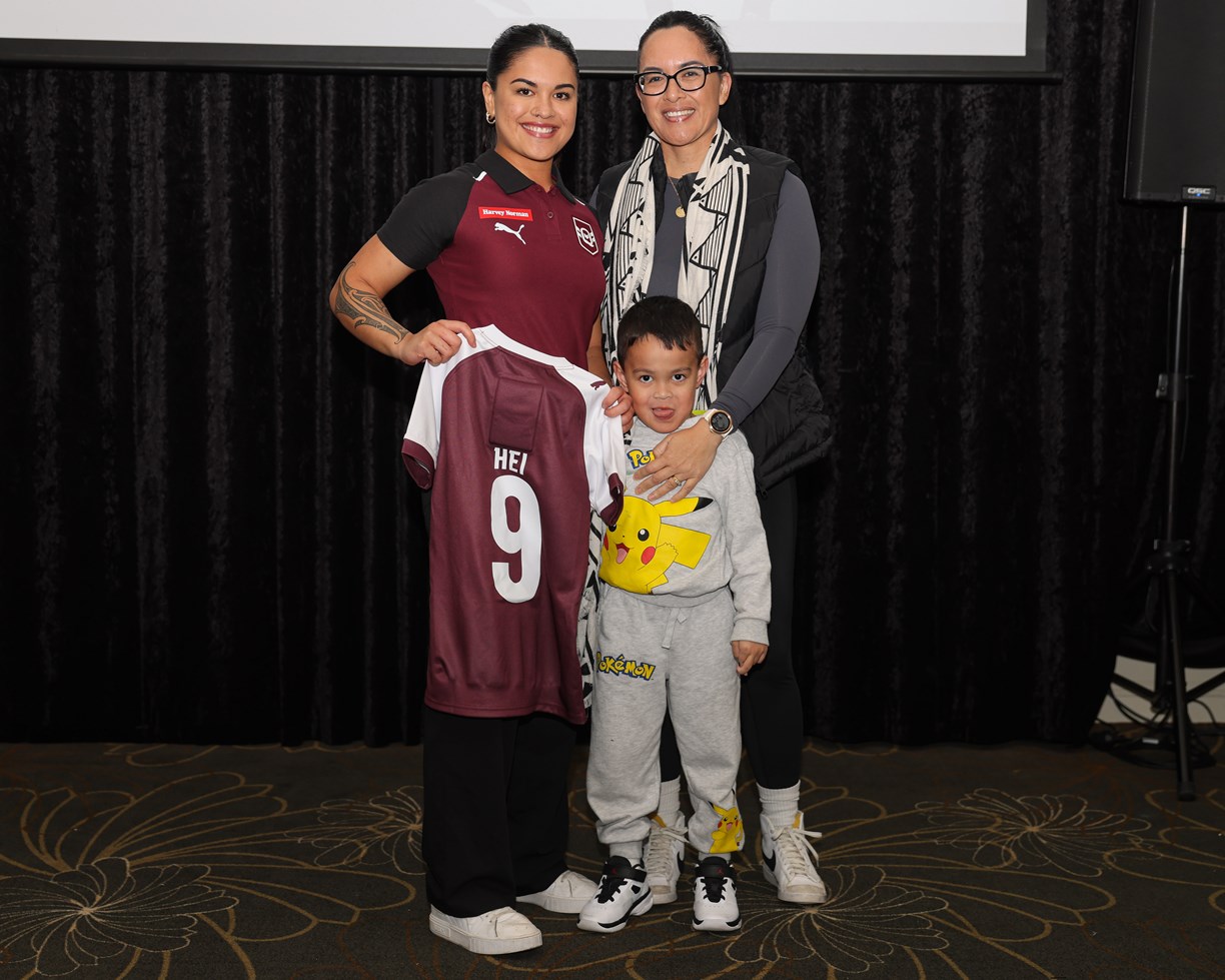 In pictures: Queensland Under 19 girls jersey presentation | QRL