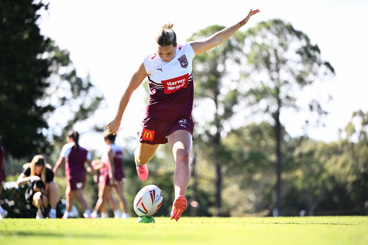 In pictures: Maroons continue prep on the Gold Coast | QRL