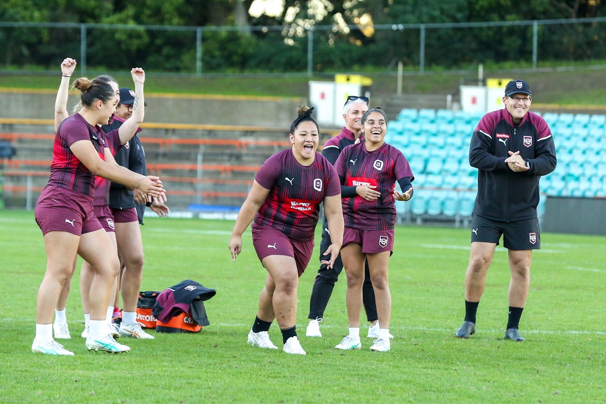 In pictures: Queensland Under 19 girls' captains run | QRL